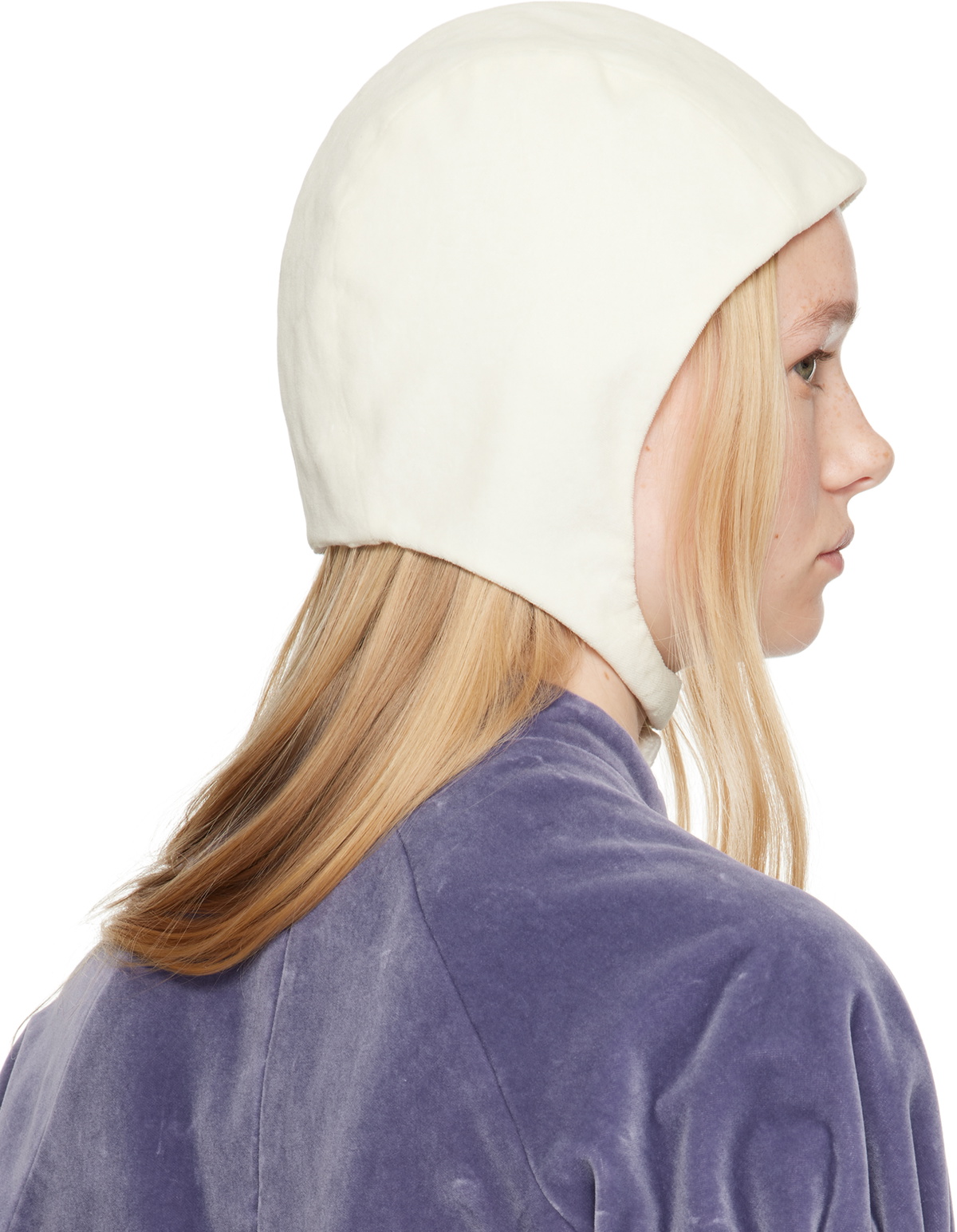 COLLEEN ALLEN White Velvet Hooded Cap COLLEEN ALLEN