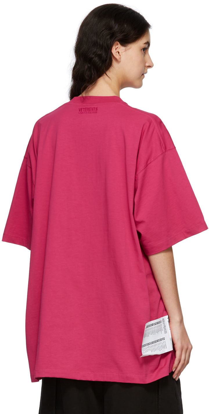 VETEMENTS Pink Logo Label T-Shirt Vetements