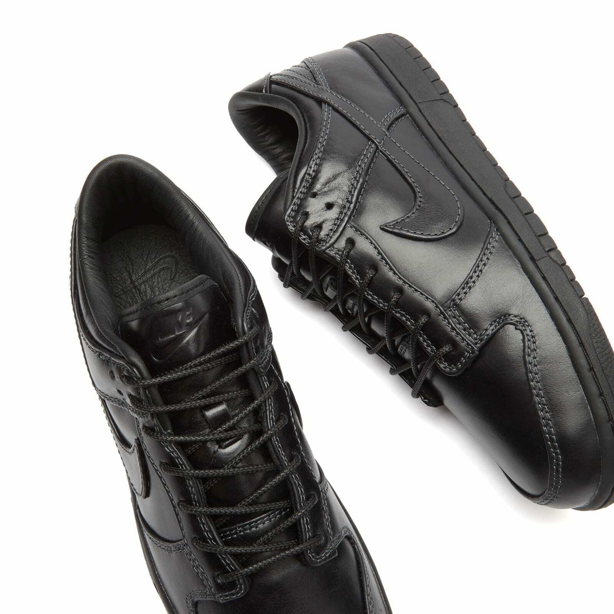 Nike Dunk Low Retro PRM QS Sneaker in Black Nike