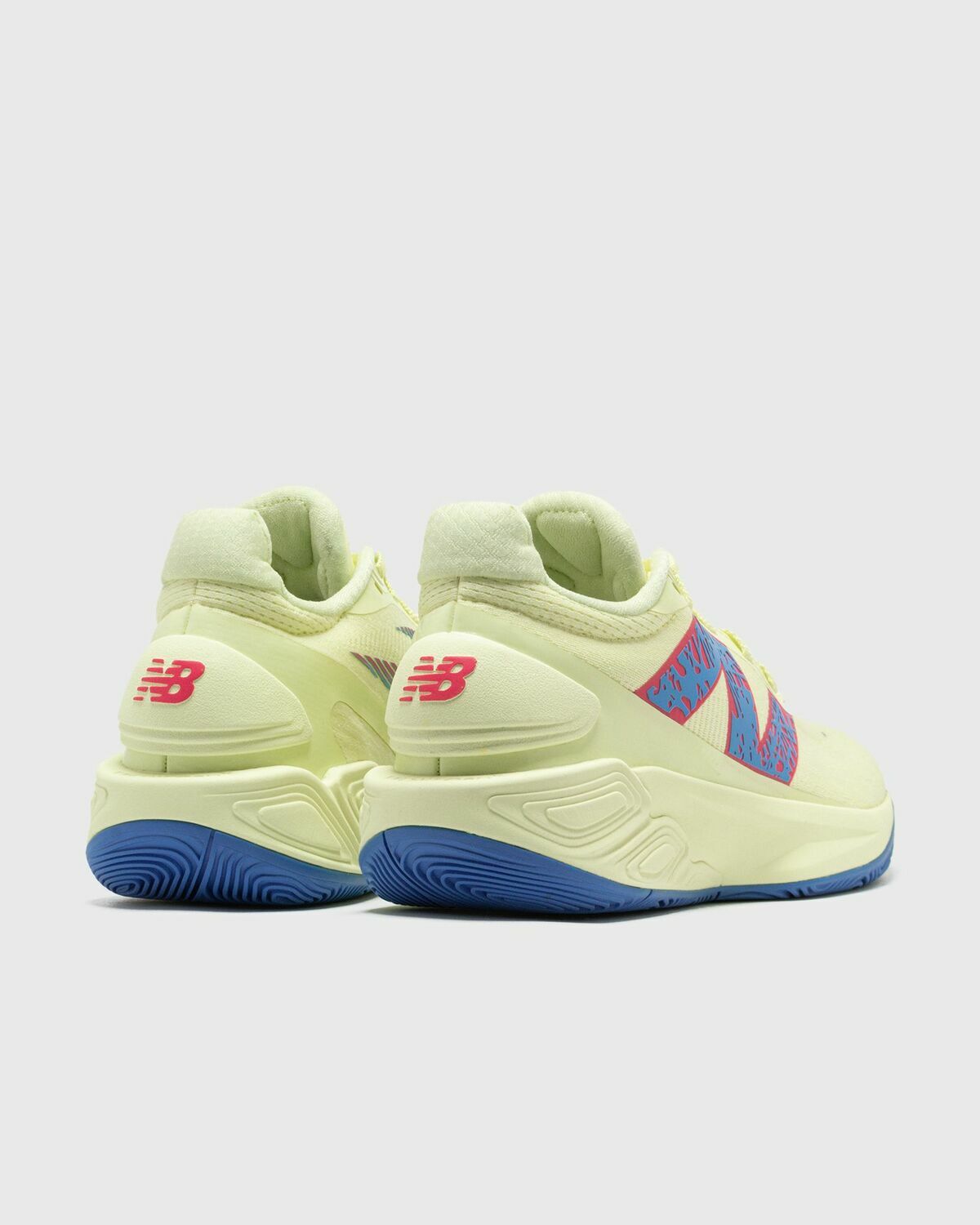 New Balance 2WY yellow Mens Basketball/High-& Midtop New Balance
