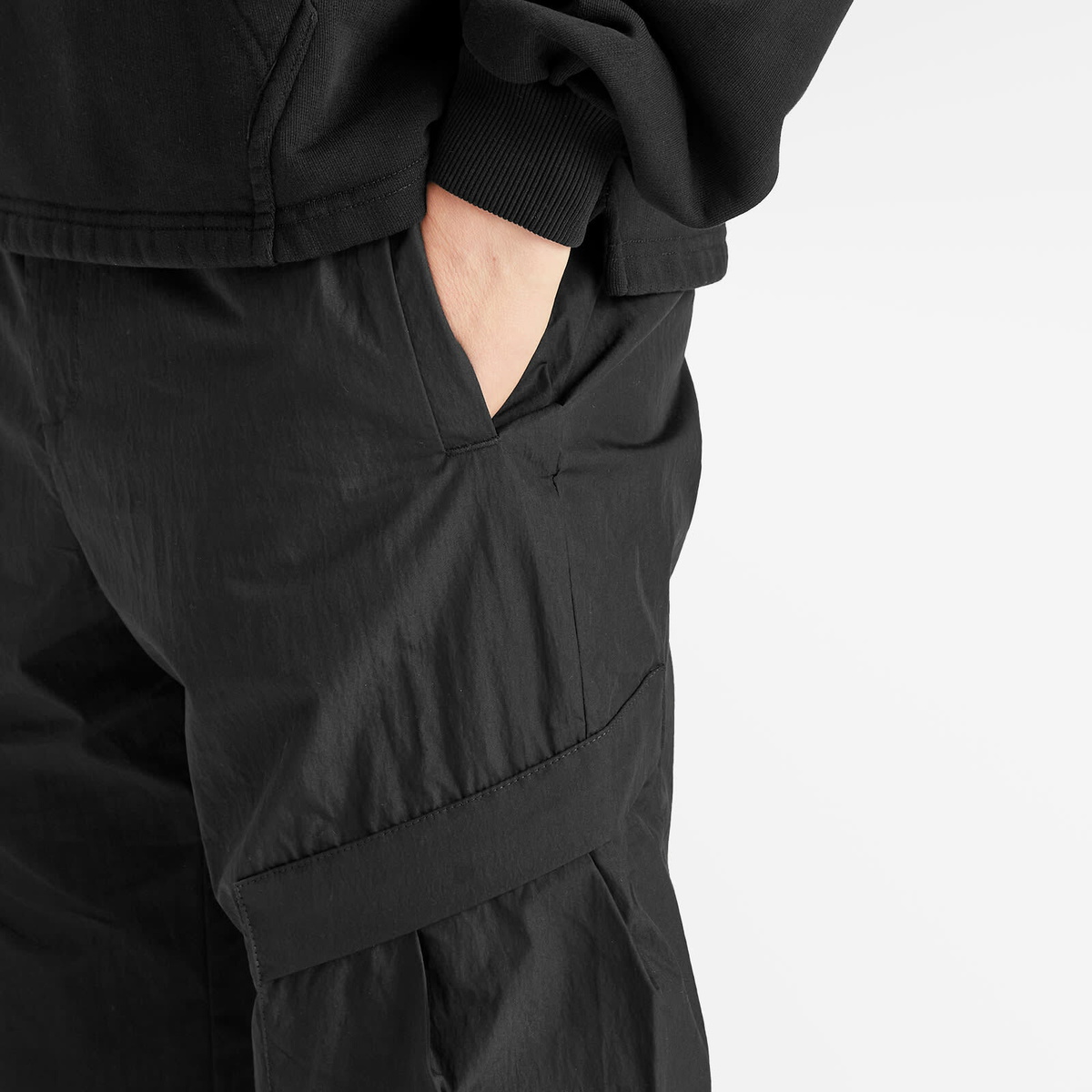 Represent Men's Tech Cargo Pant in Jet Black Represent
