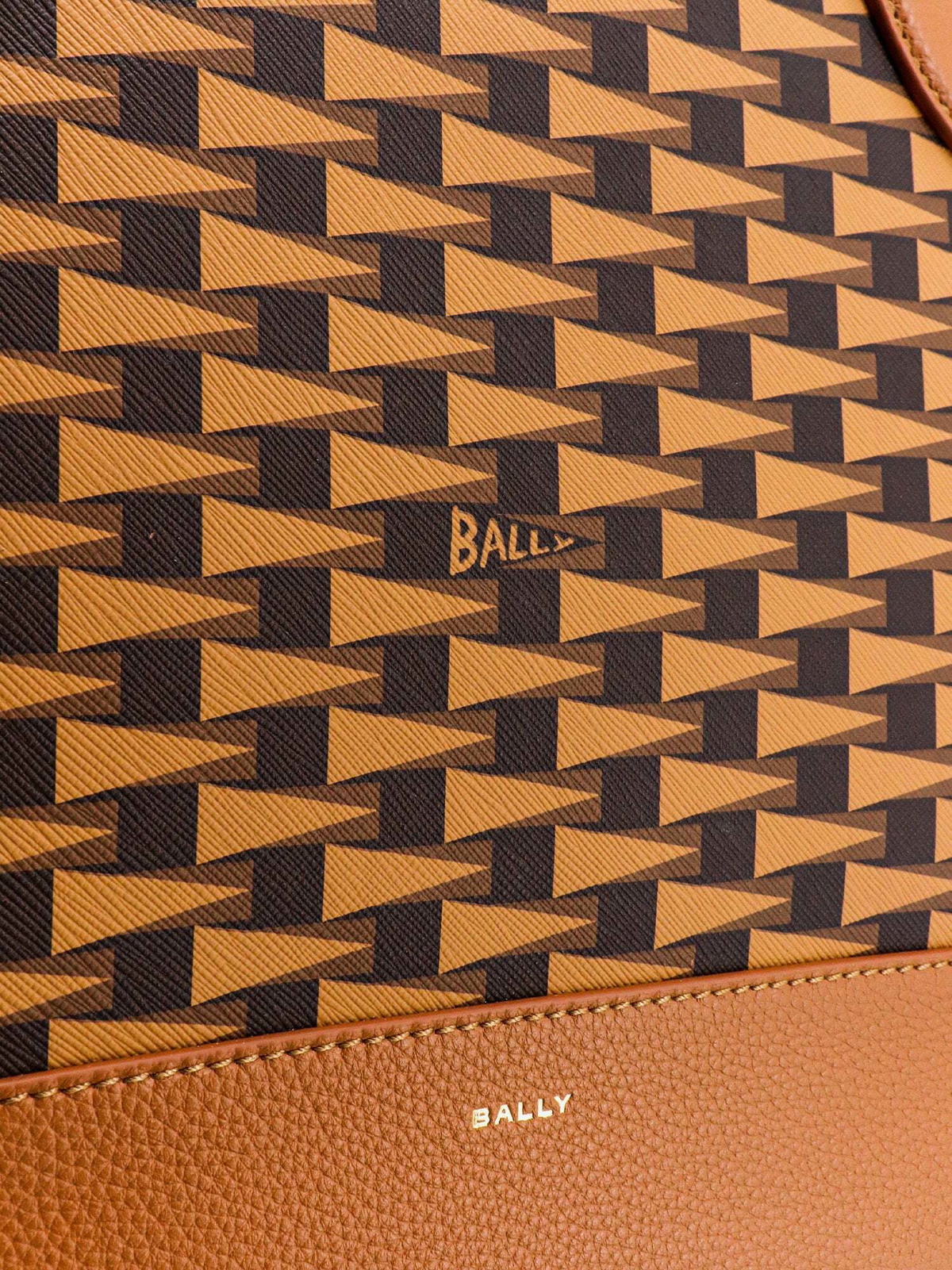 Bally Shoulder Bag Beige Womens Bally