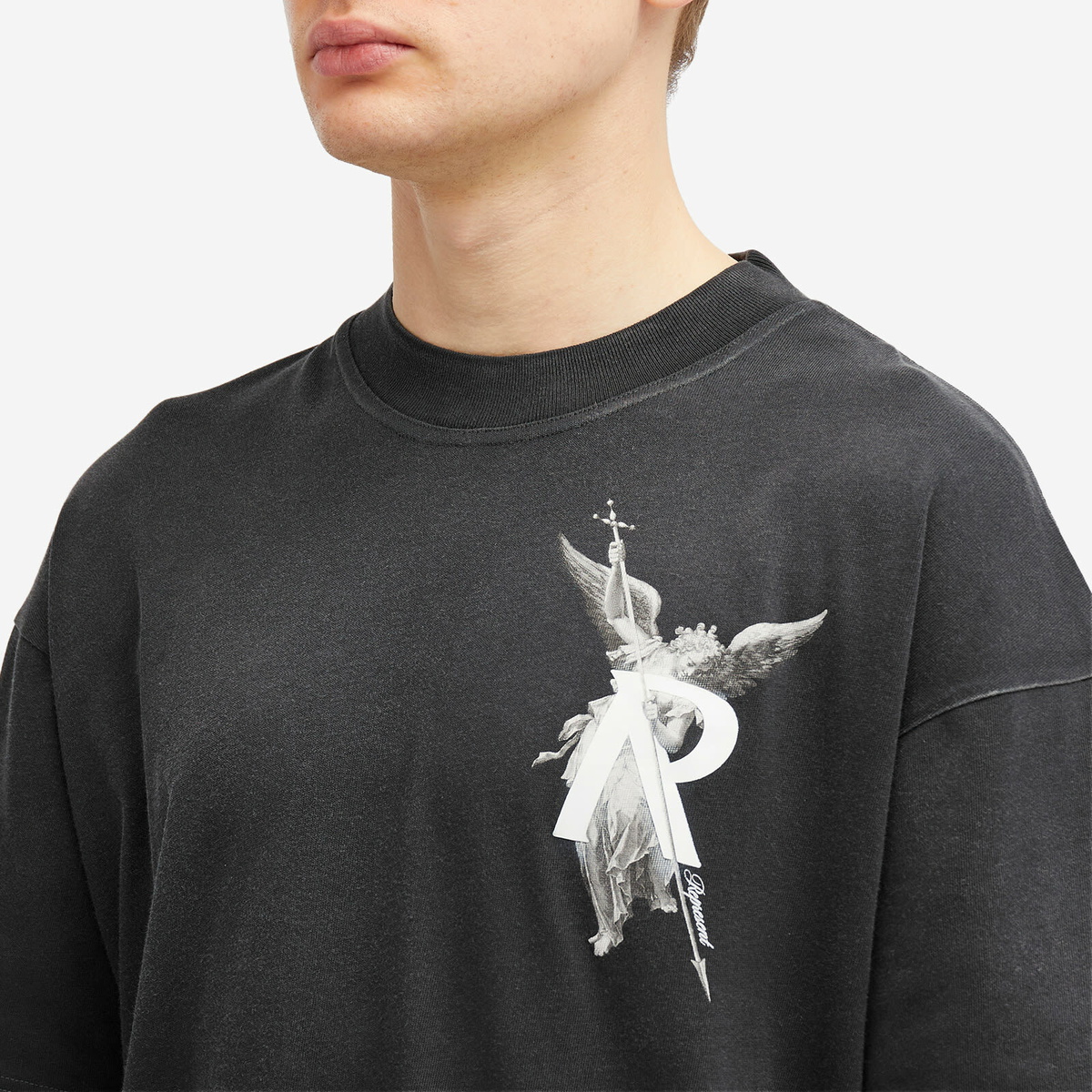 Represent Men's Archangel T-Shirt in Stained Black Represent
