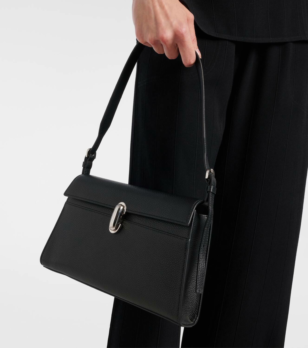 Savette Symmetry 26 leather shoulder bag Savette