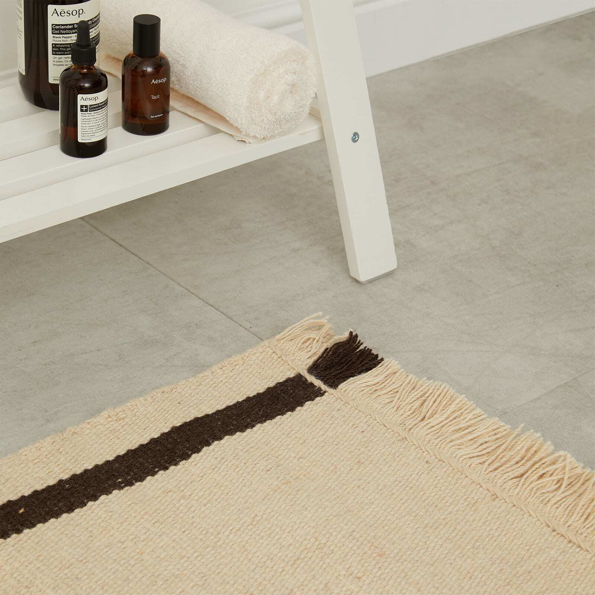ferm LIVING Calm Kelim Mat - 50x70cm in Off-White/Coffee ferm LIVING
