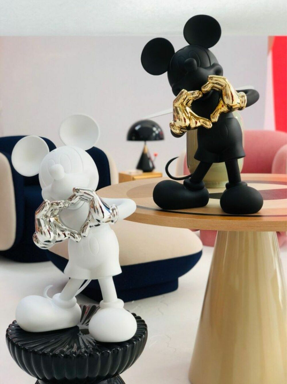 LEBLON DELIENNE Black Mickey With Love 30cm Figurine Leblon Delienne