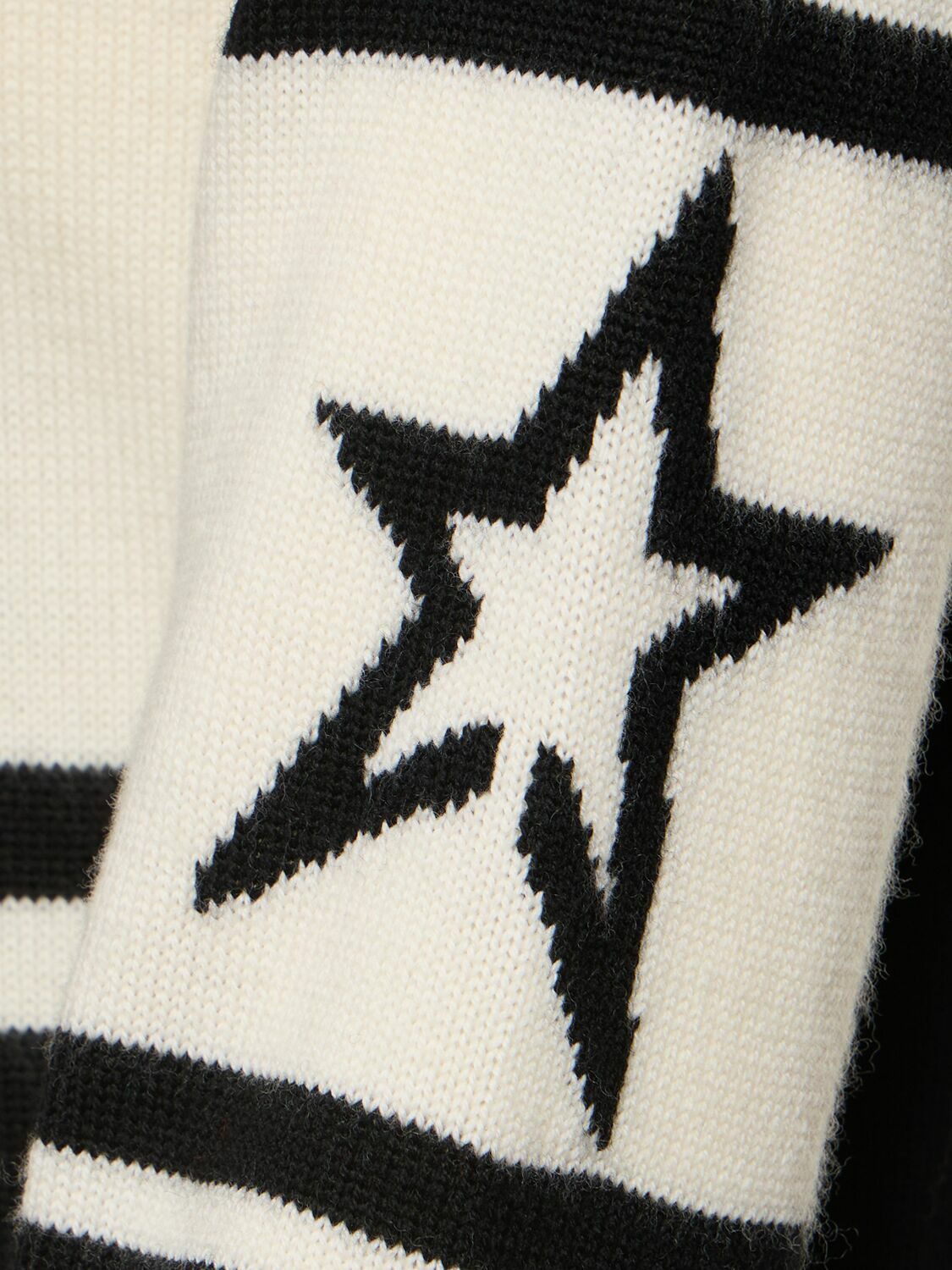 PERFECT MOMENT Schild Sweater Perfect Moment