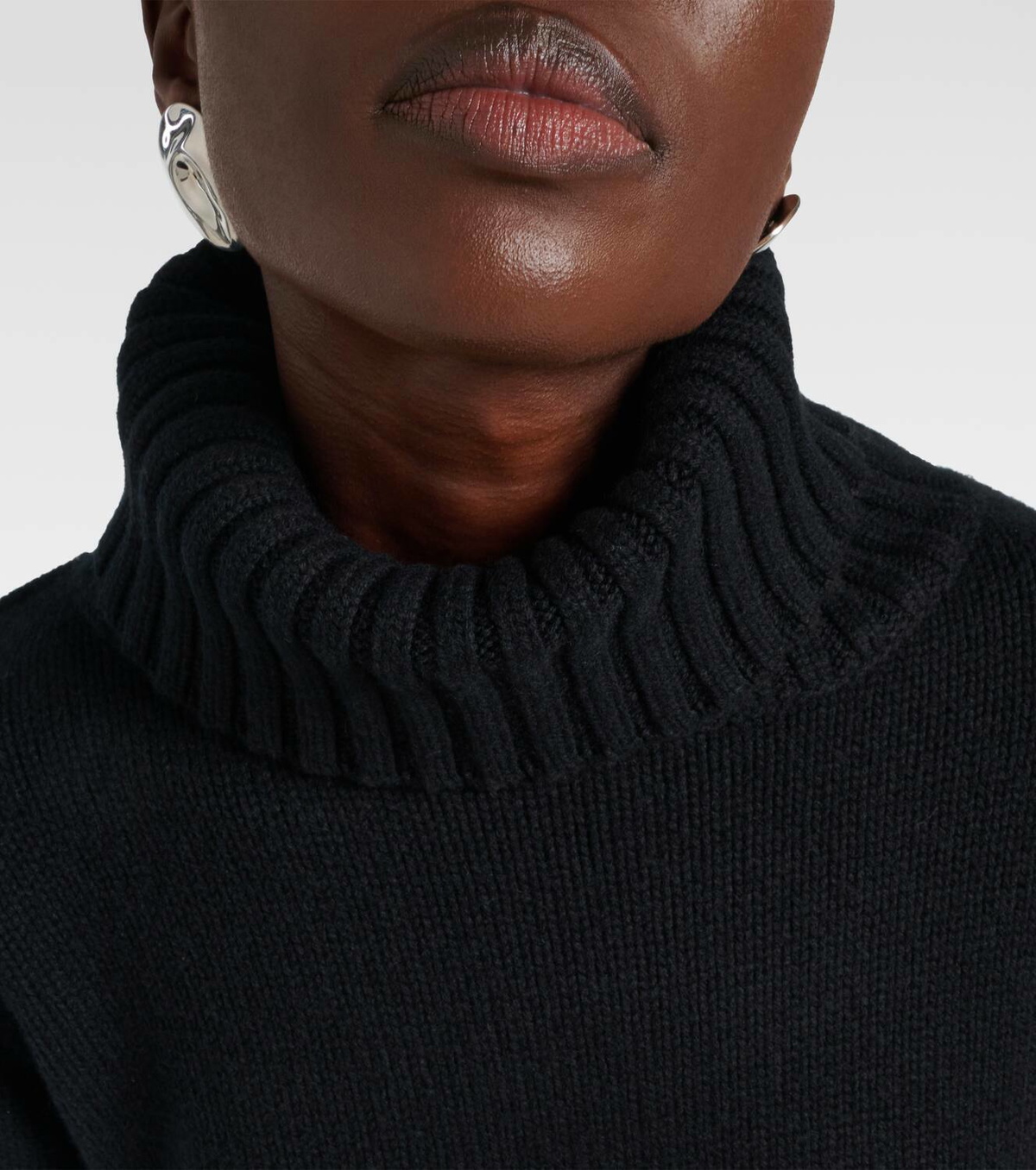Extreme Cashmere N°20 Oversize Xtra cashmere turtleneck sweater extreme ...