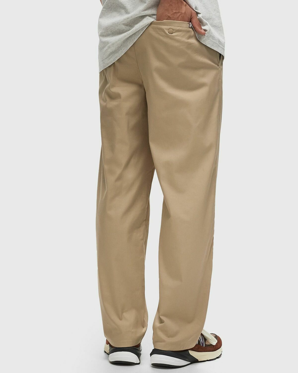 New Balance Athletics Standard Pant 30 Beige Mens Casual Pant New Balance