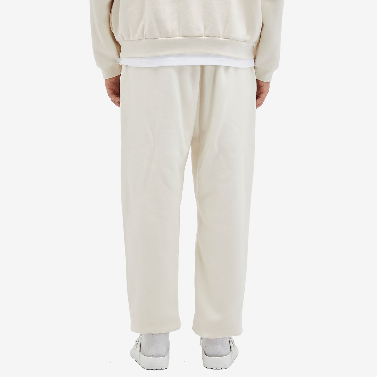 Fear of God ESSENTIALS Men's Fleece Essential Sweatpants in Shell Fear ...