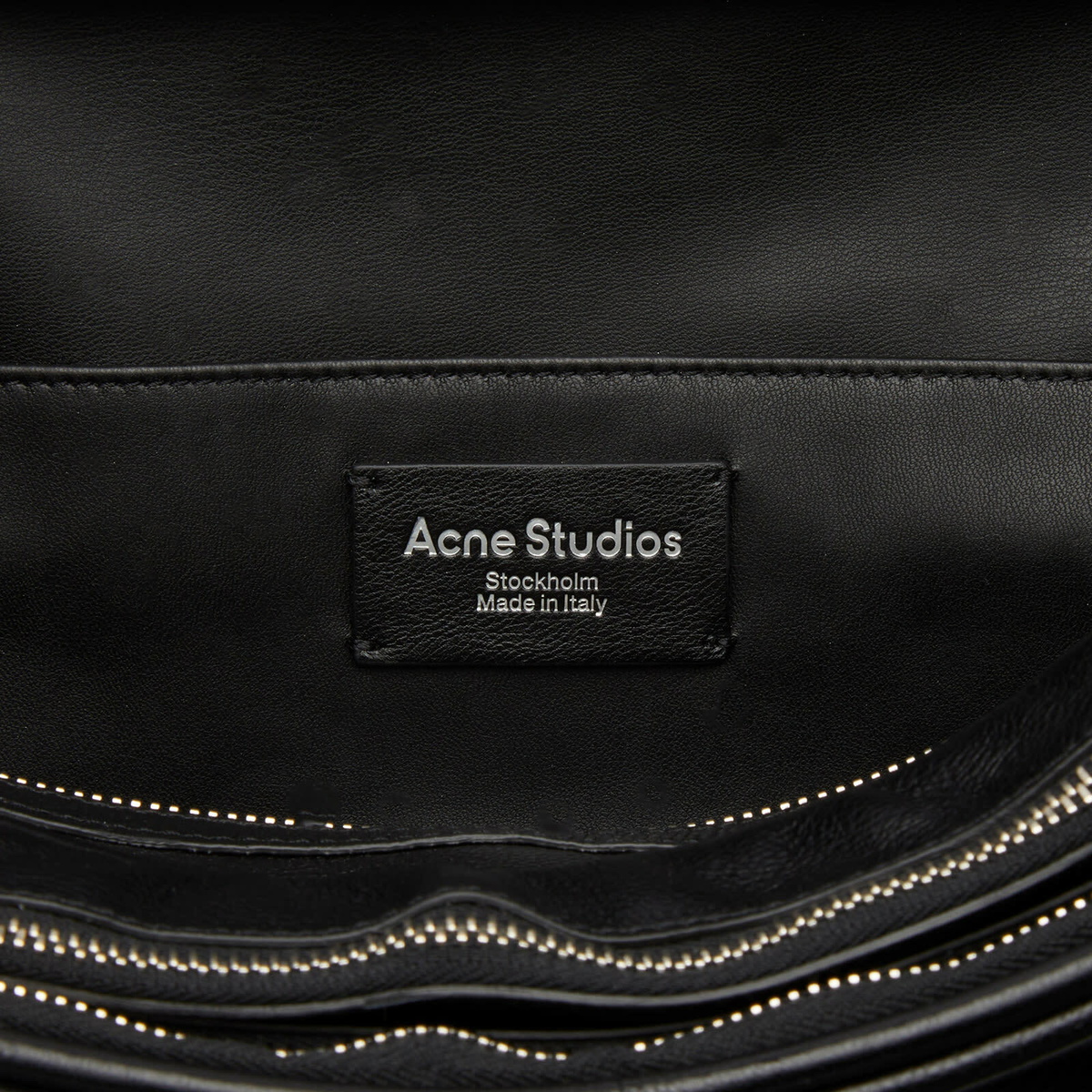 Acne Studios Women's Camero Leather Bag Medium in Black Acne Studios