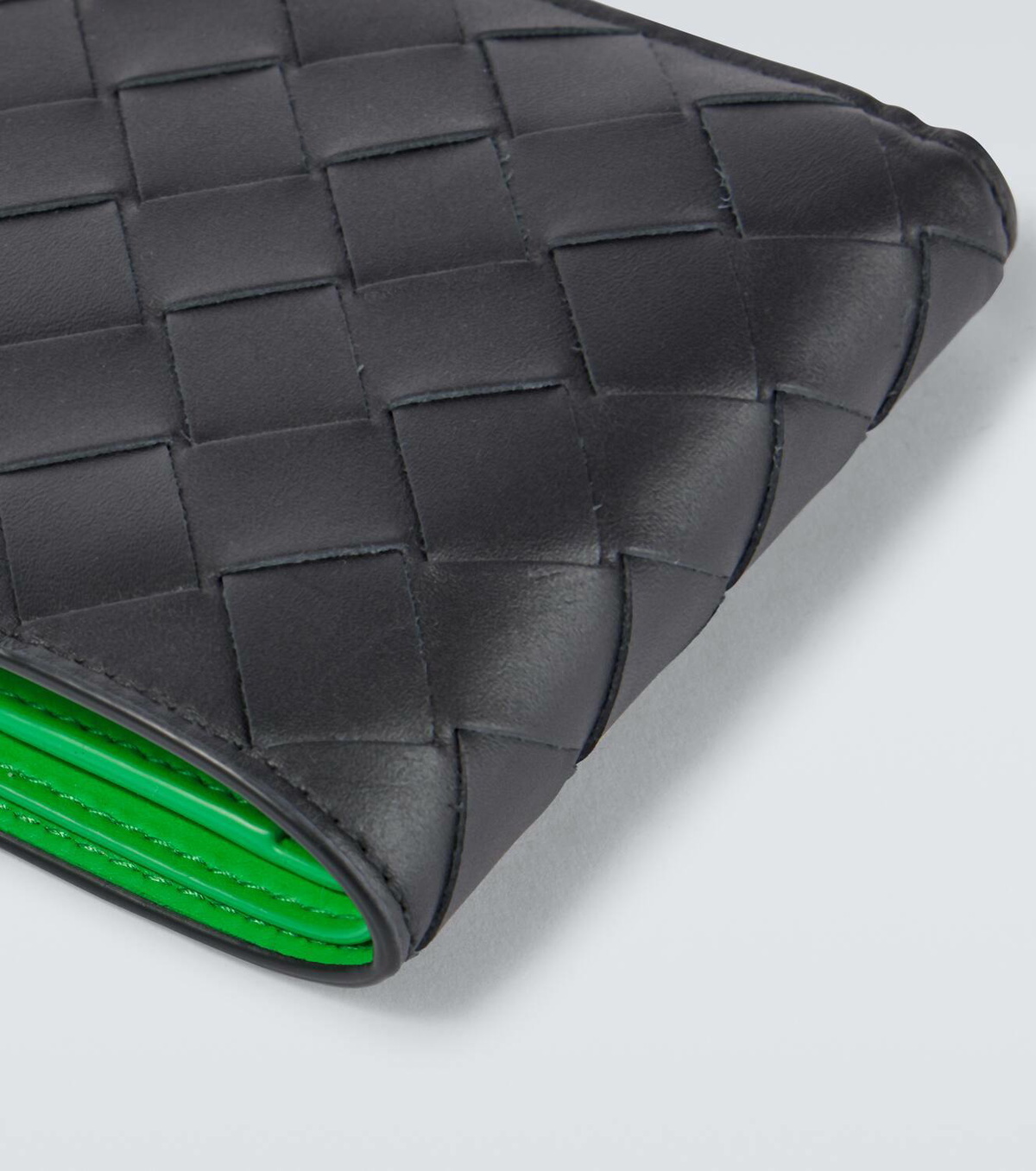 Bottega Veneta Intrecciato leather bifold wallet Bottega Veneta