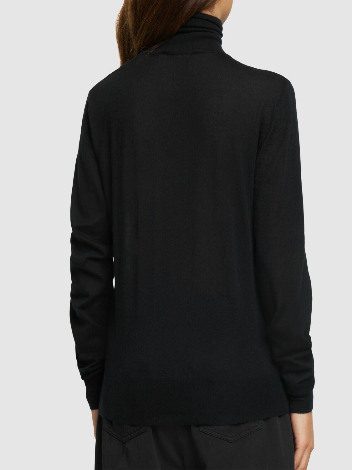 THE ROW - Eva Cashmere Knit Turtleneck Top The Row