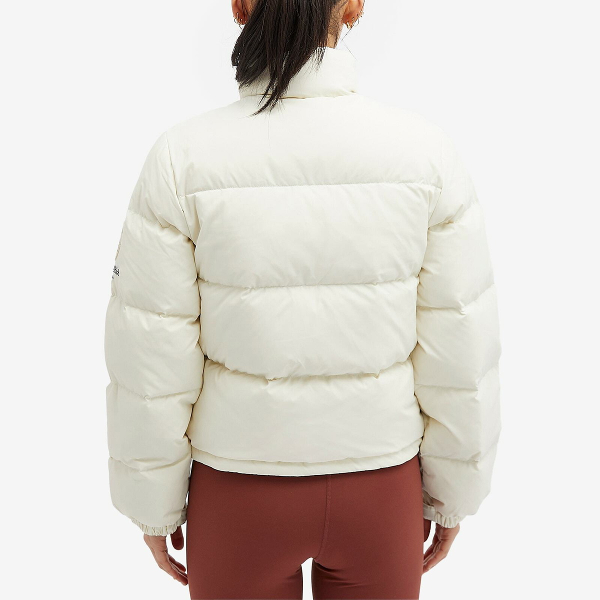 Sporty & Rich Women's Crown LA Puffer Jacket in Cream Sporty & Rich