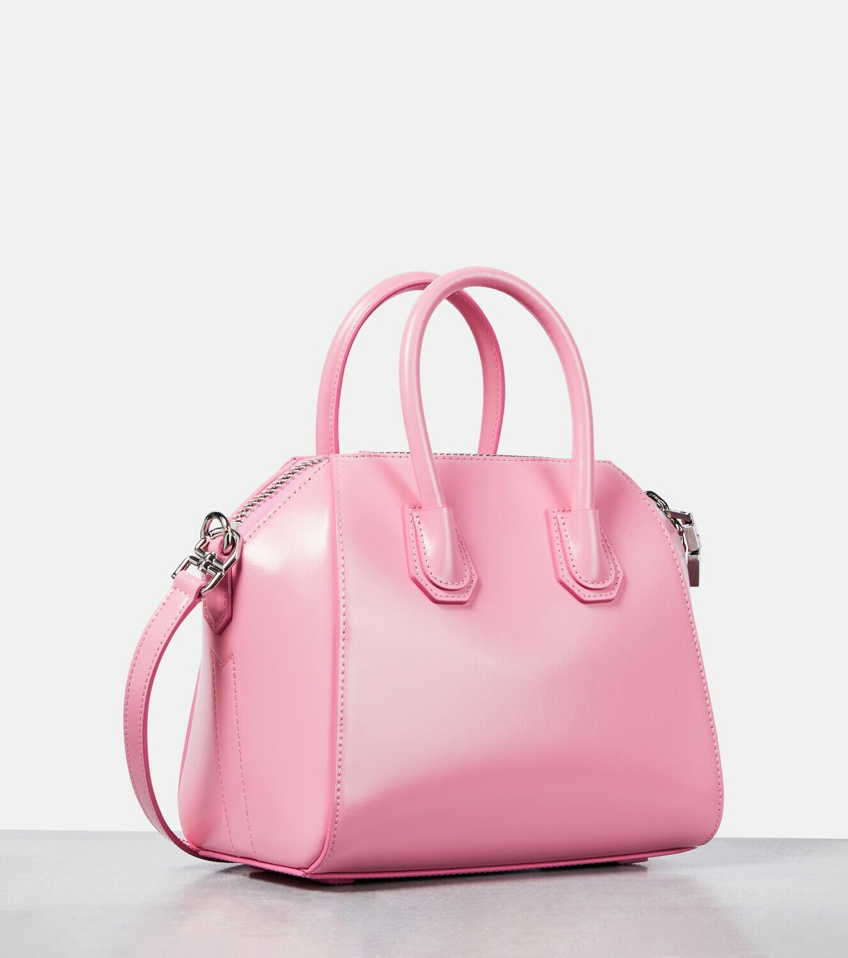 Givenchy - Antigona Mini leather tote bag Givenchy