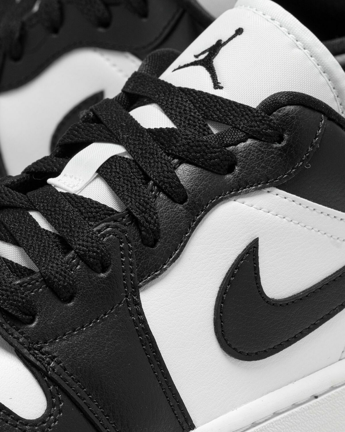 Jordan Wmns Air Jordan 1 Low "Panda" Black/White - Mens - Lowtop JordanLuca