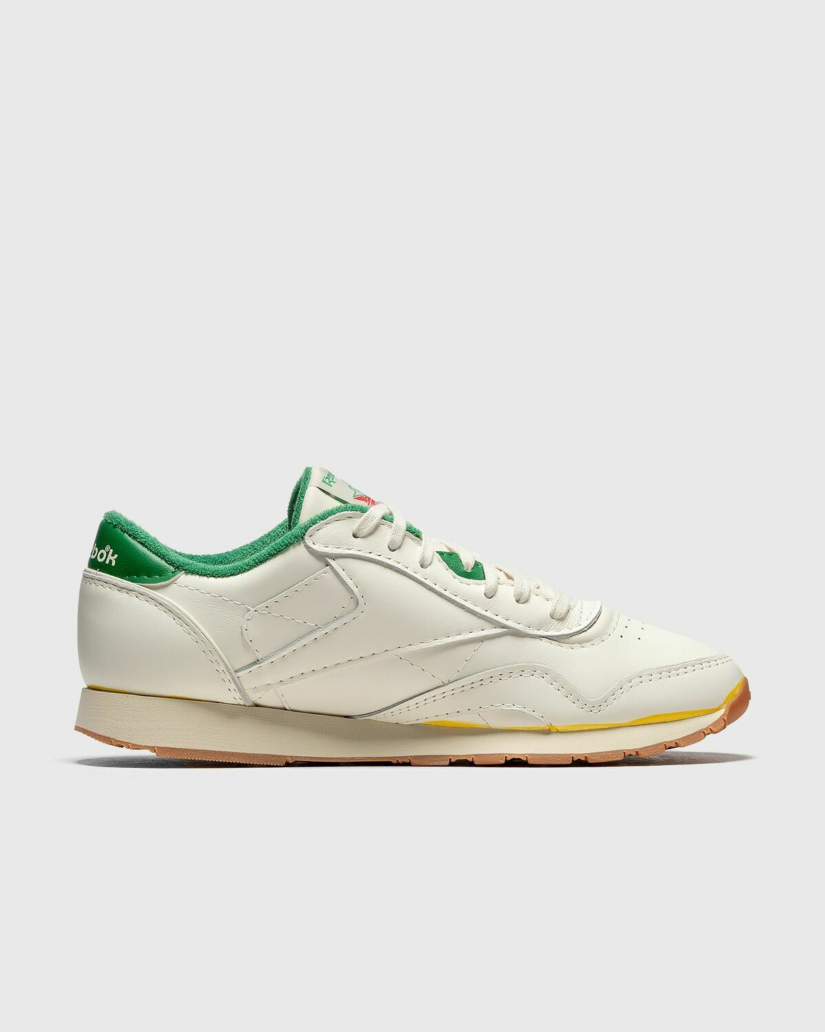Reebok Classic Leather Plus Beige Lowtop Reebok