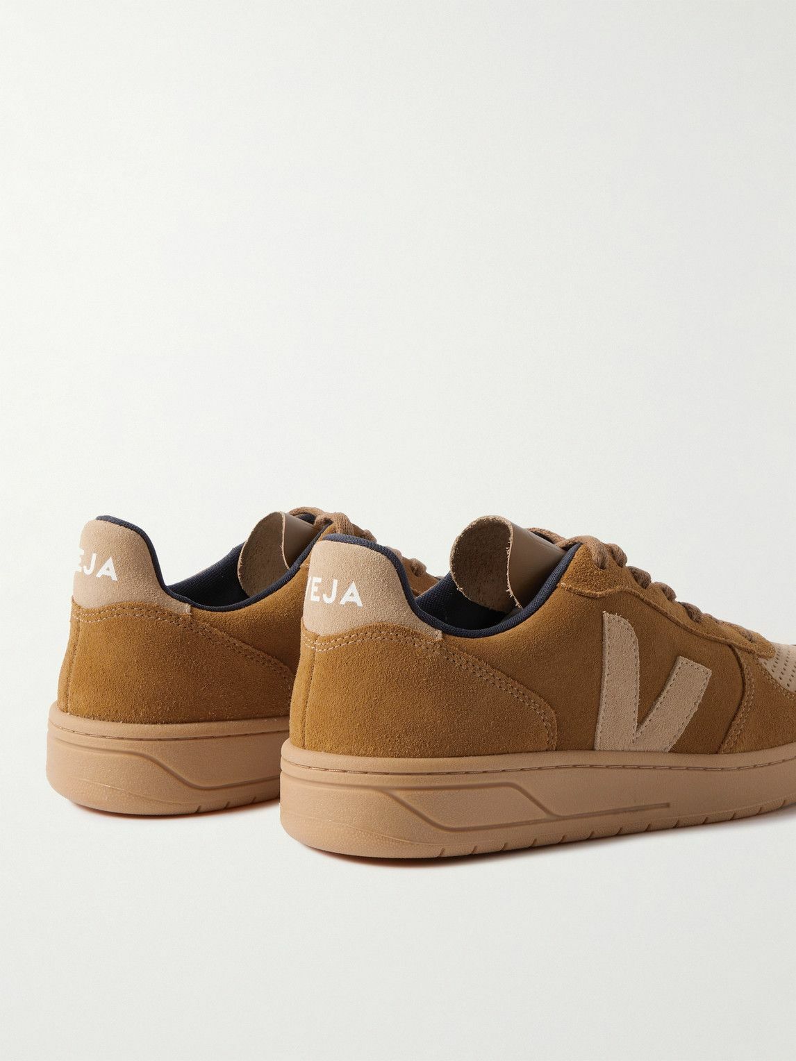 Veja - V-10 Suede Sneakers - Brown VEJA