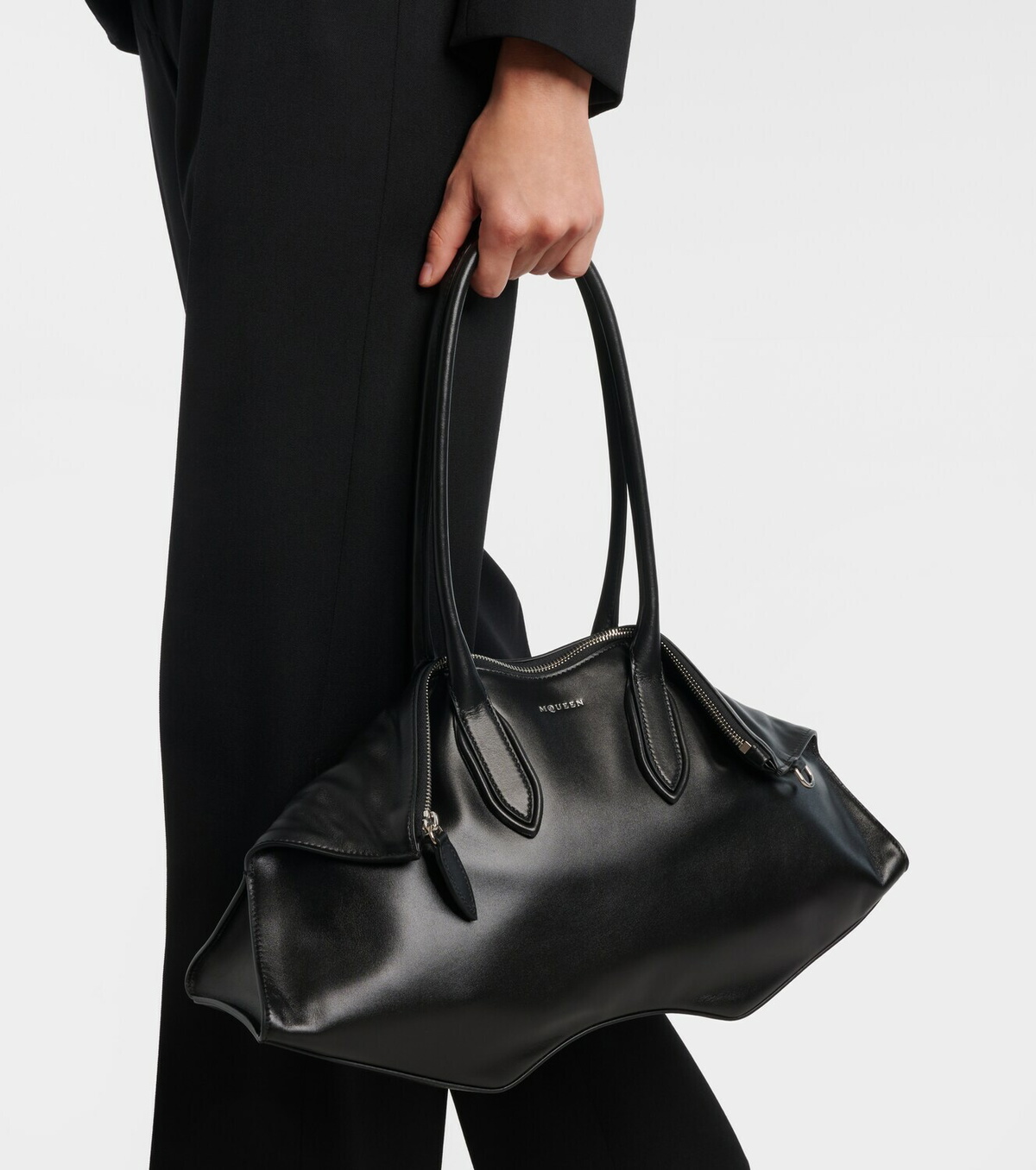 McQueen Manta Medium leather tote bag Alexander McQueen