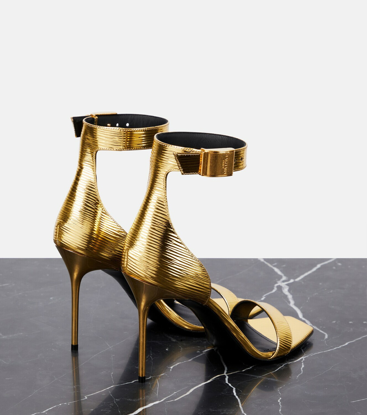 Balmain - Uma metallic leather sandals Balmain
