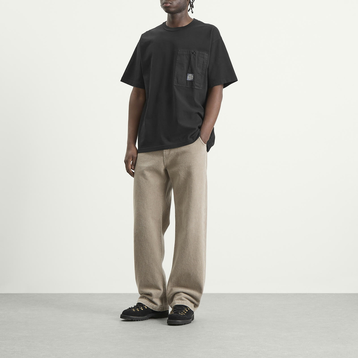 Stone Island Men's Patch Logo Pocket T-Shirt in Black Stone Island