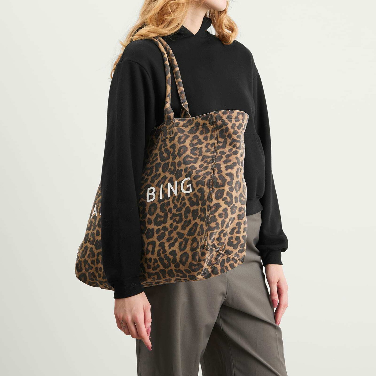 Anine Bing Women's Leo Canvas Tote Bag in Leopard ANINE BING