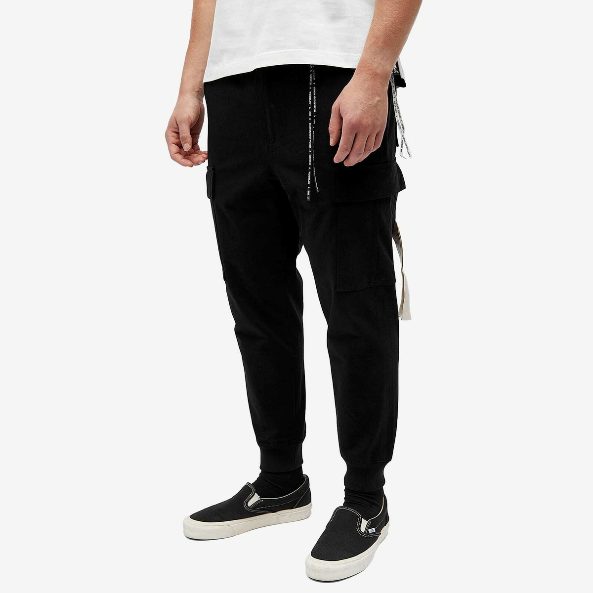 MASTERMIND WORLD Men's High Density Cotton Cargo Pants in Black ...
