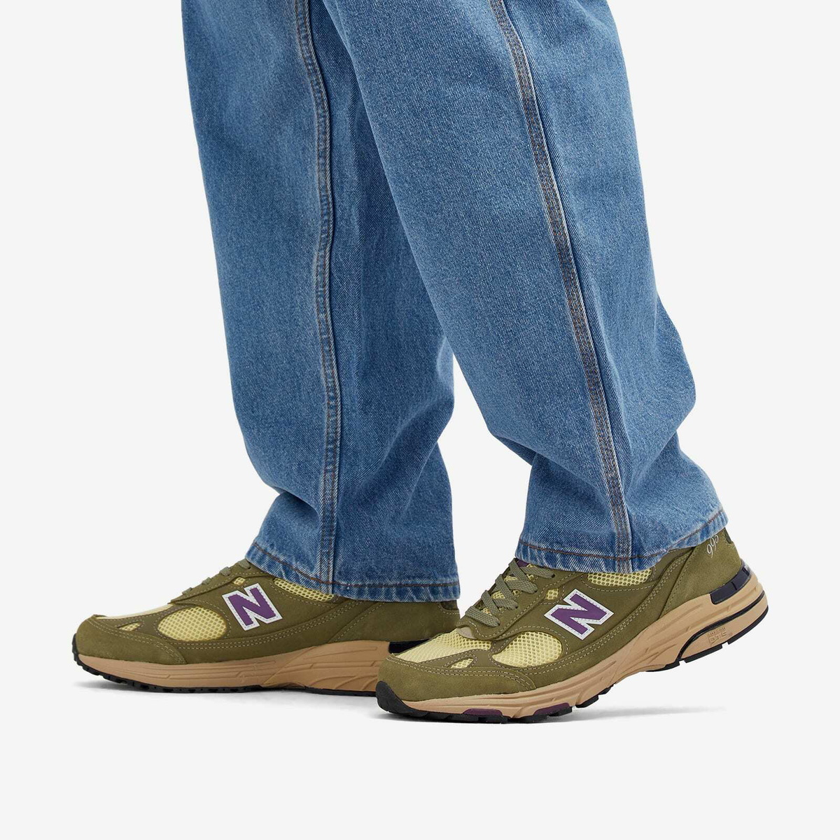 New Balance U993OL in Green New Balance