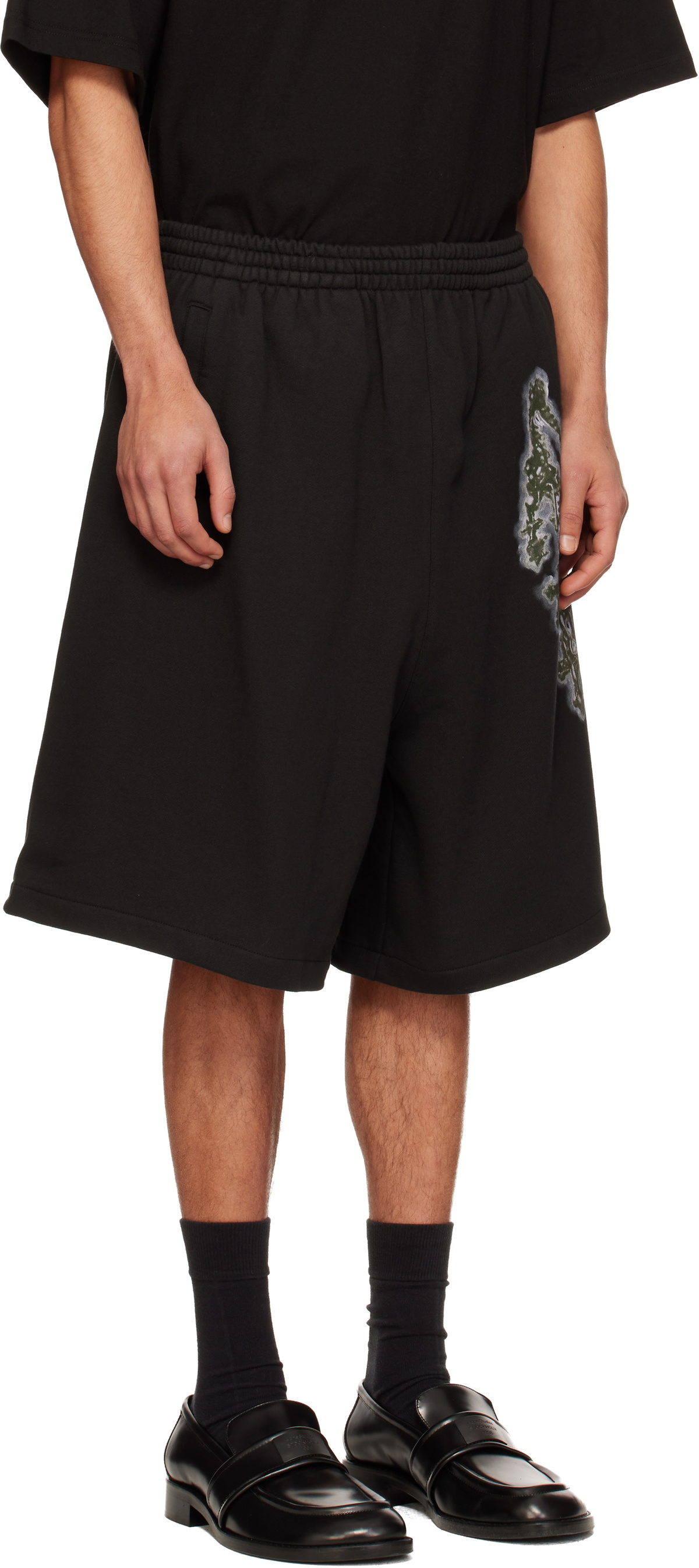 We11done Black Cross Chain Shorts We11done