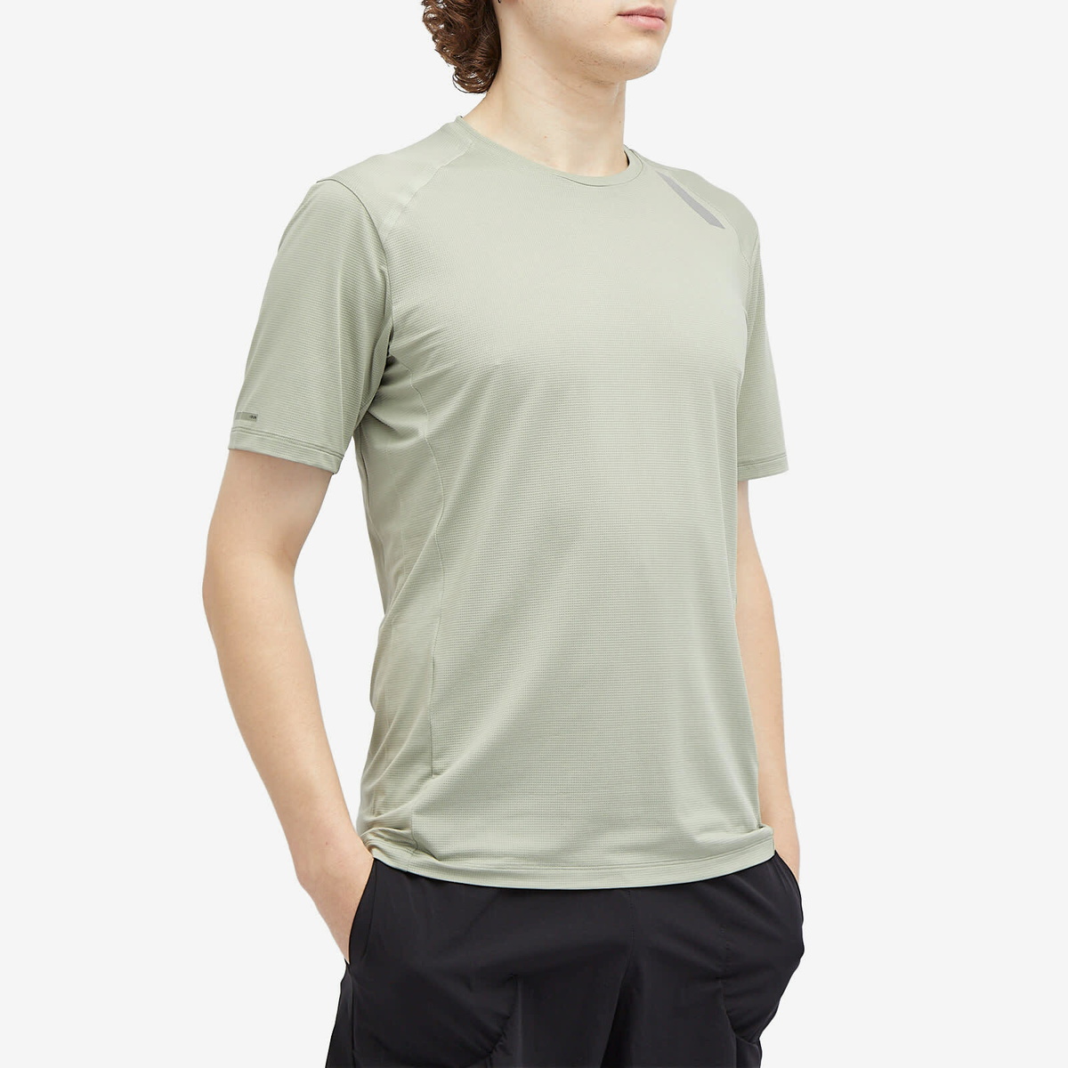 SOAR Men's Tech T-Shirt in Shadow Soar Running