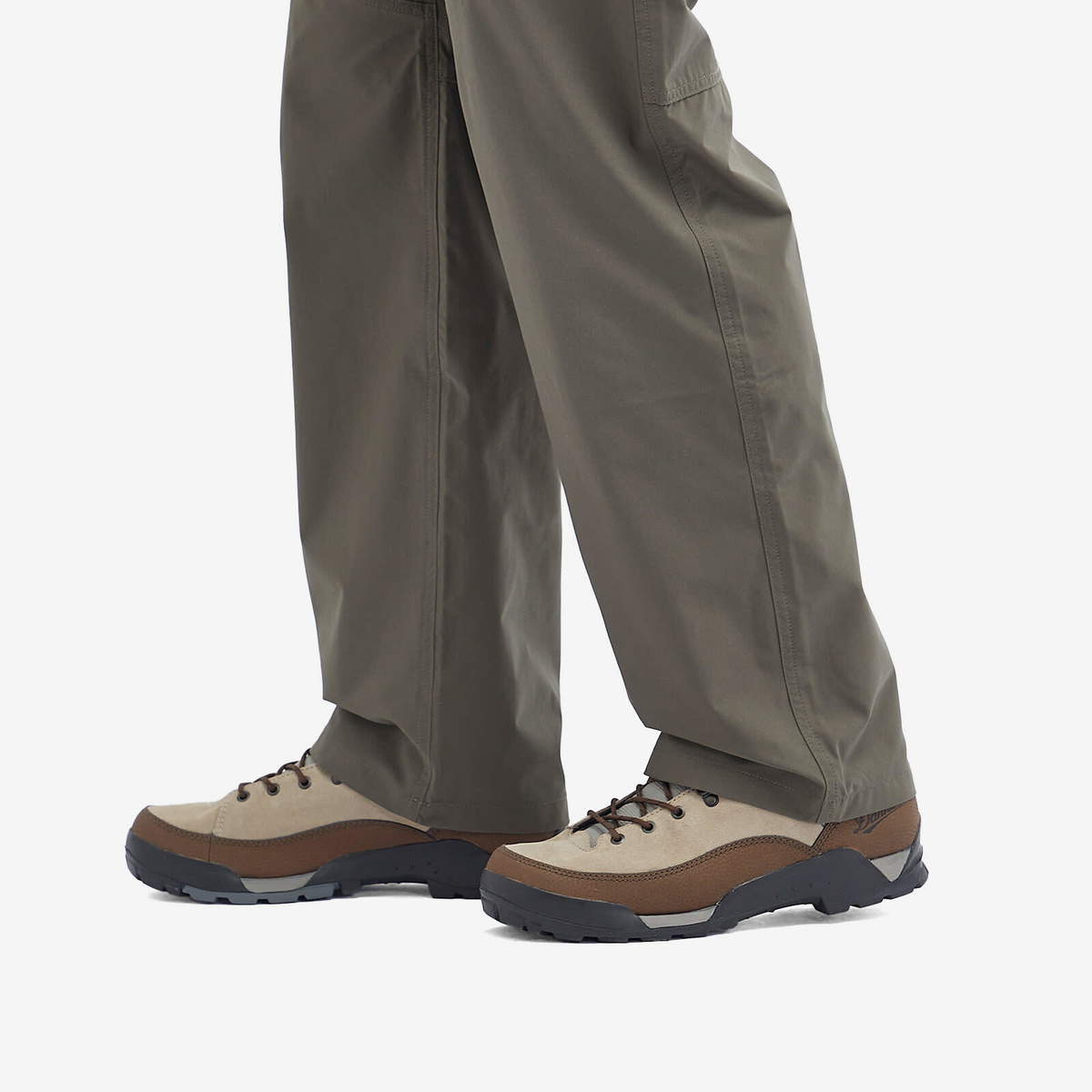 Danner Men's Panorama Low Shoe in Roasted Cashew/Dark Earth Danner