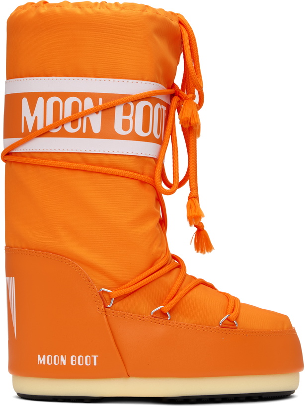 Moon Boot | CLOTHBASE