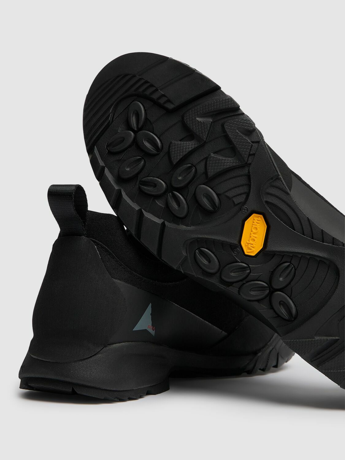 ROA Cingino Tech & Leather Hiking Sneakers ROA