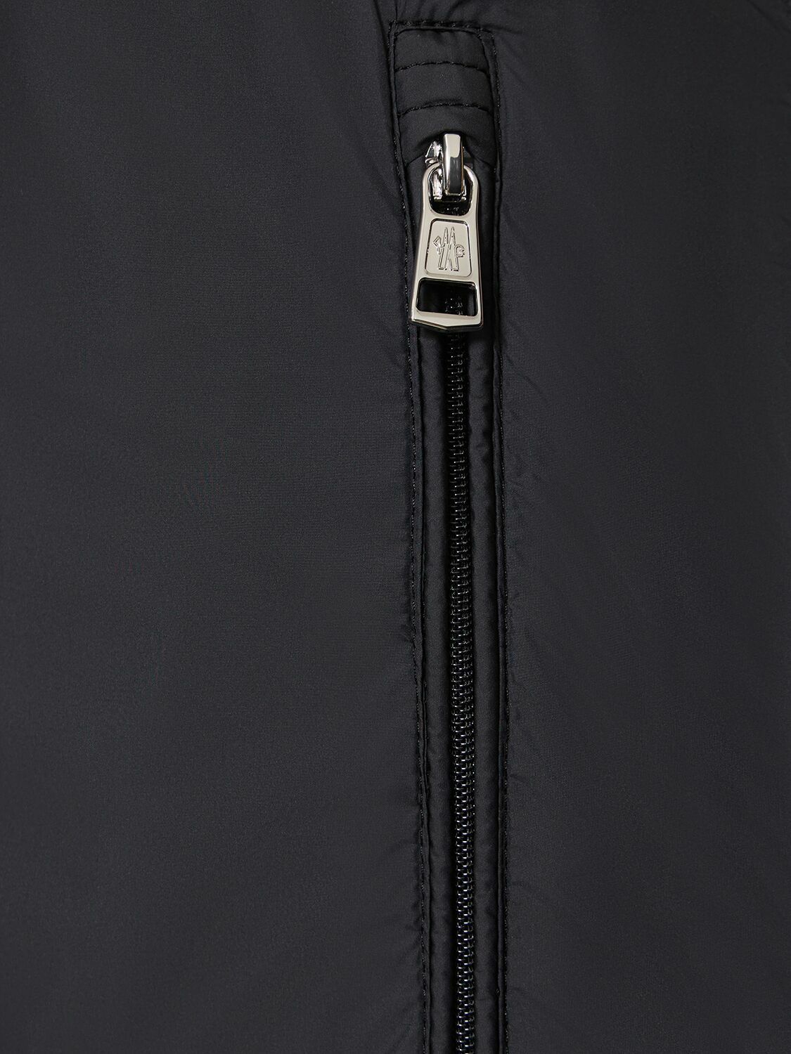 MONCLER - Arneb Lightweight Micro Chic Down Jacket Moncler