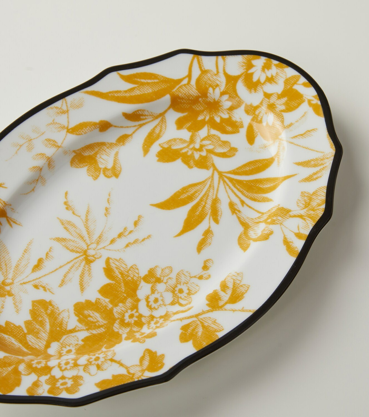 Gucci - Herbarium hors d'oeuvre porcelain plate Gucci