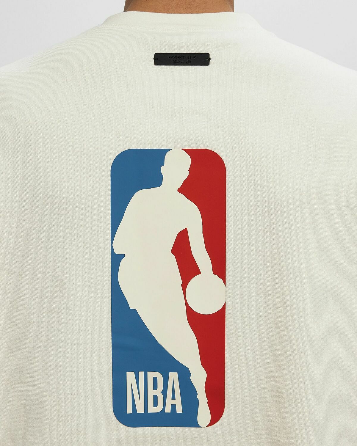 Fear of God Essentials NBA 90'S TEE White Mens Shortsleefe Fear Of God ...