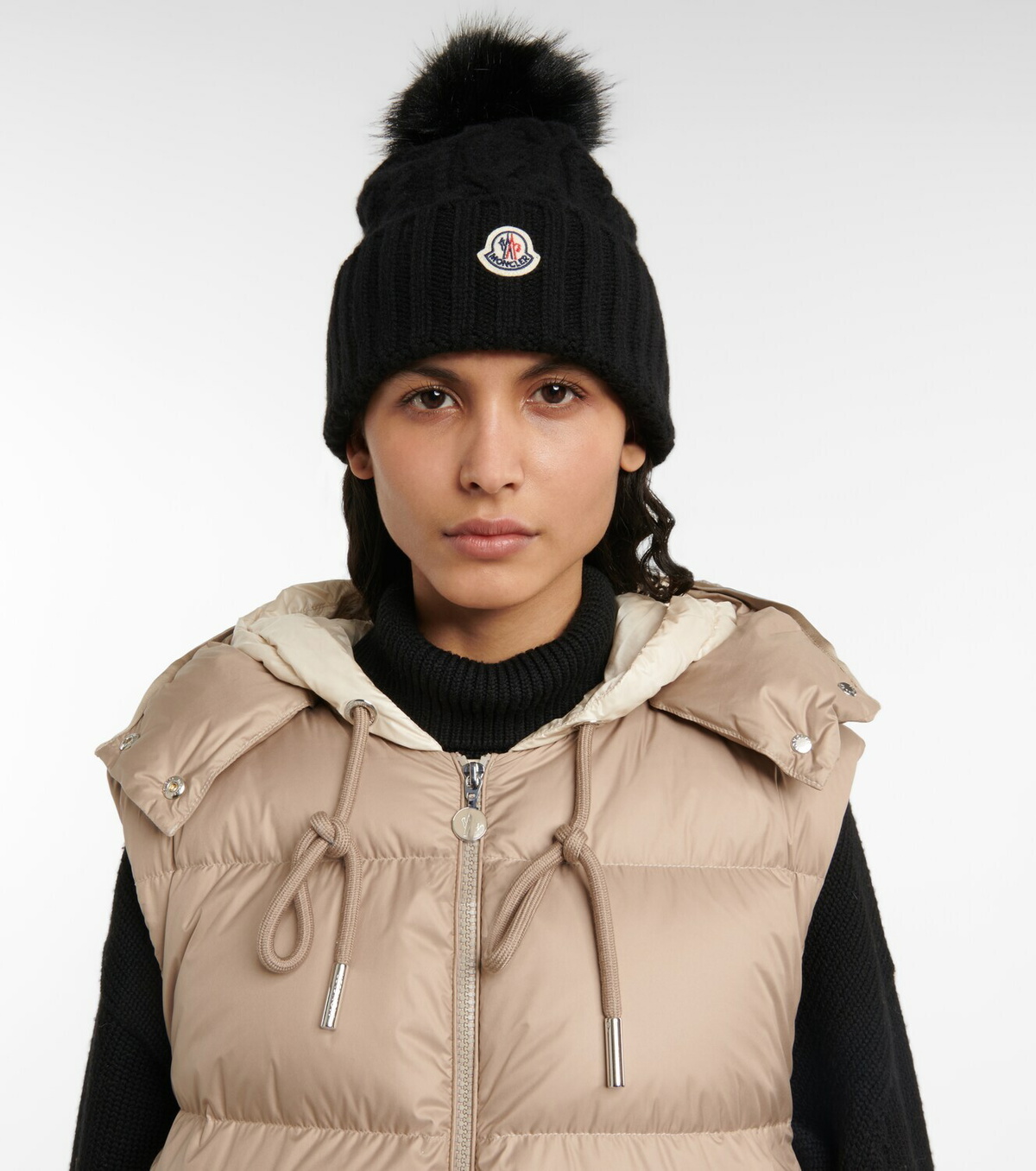 Moncler - Cable-knit wool and cashmere beanie Moncler