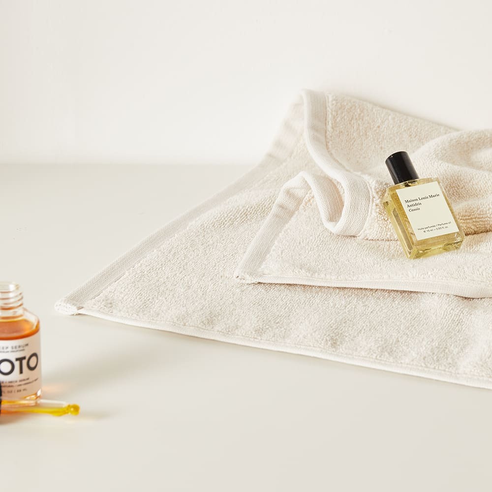 HOMMEY Solid Towel in Milkshake HOMMEY