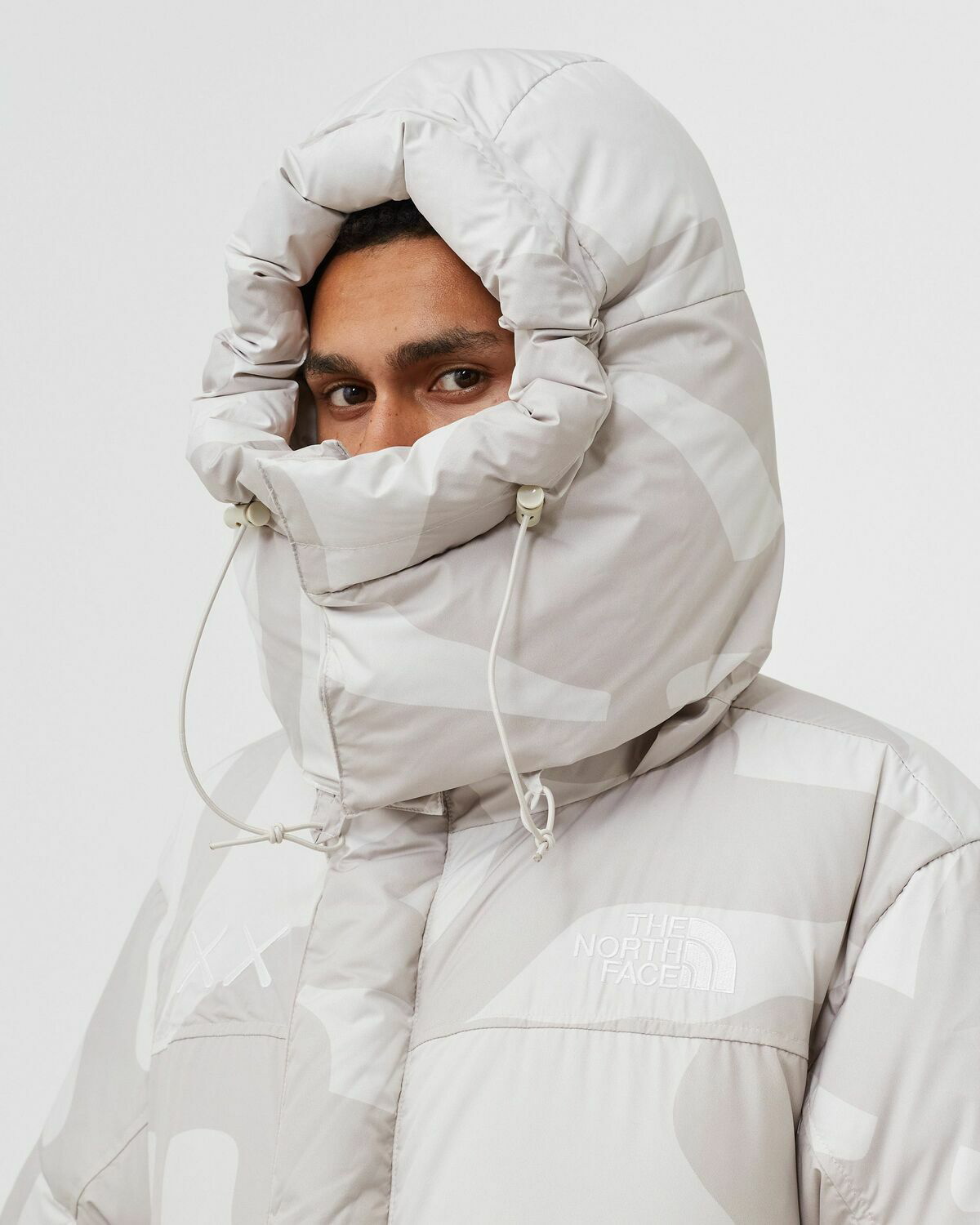 The North Face Tnf X Kaws 'project X' Retro 1994 Himalayan Parka White ...