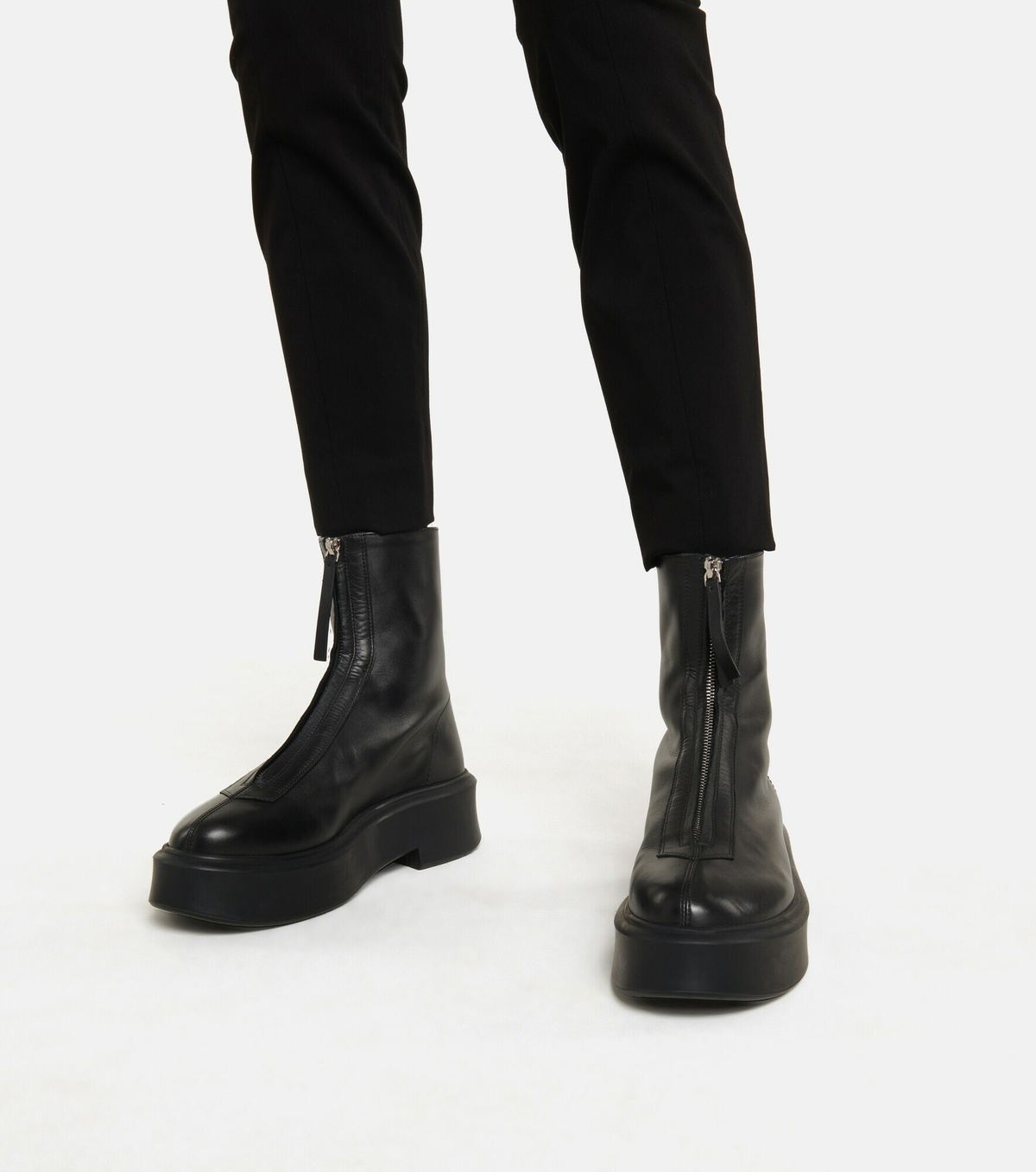 The Row - Zipped 1 leather ankle boots The Row