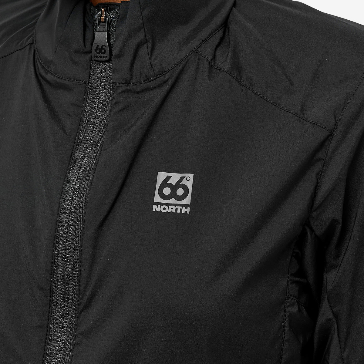 66° North Women's Karsnes W Jacket in Black 66° North