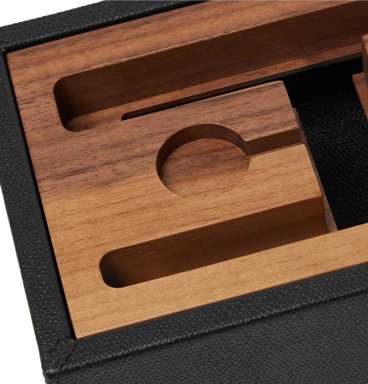 Linley - Ebury Full-Grain Leather and Walnut Tech Tidy - Black Linley