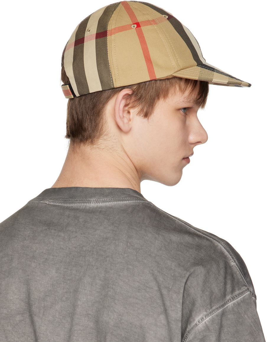 Burberry Beige Check Reversible Cap Burberry