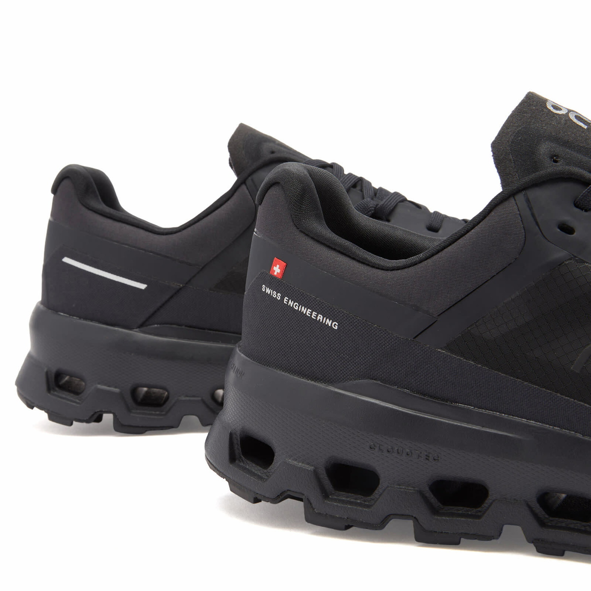ON Men's Cloudvista 2 in Black/Black On