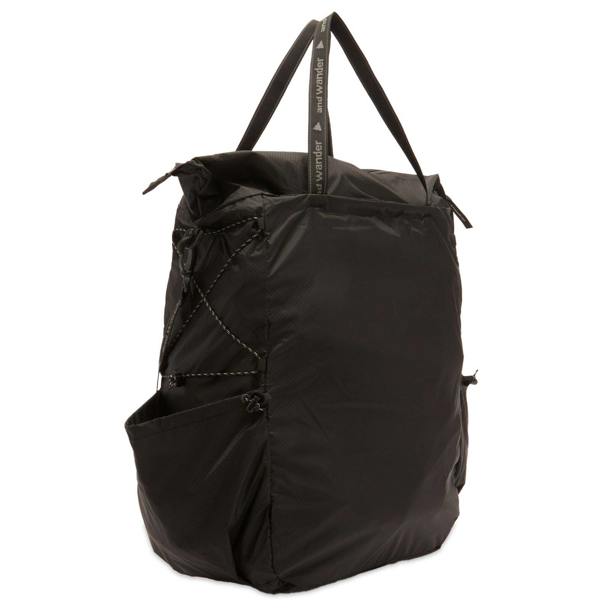 and wander Men's Sil Tote Bag in Charcoal and Wander