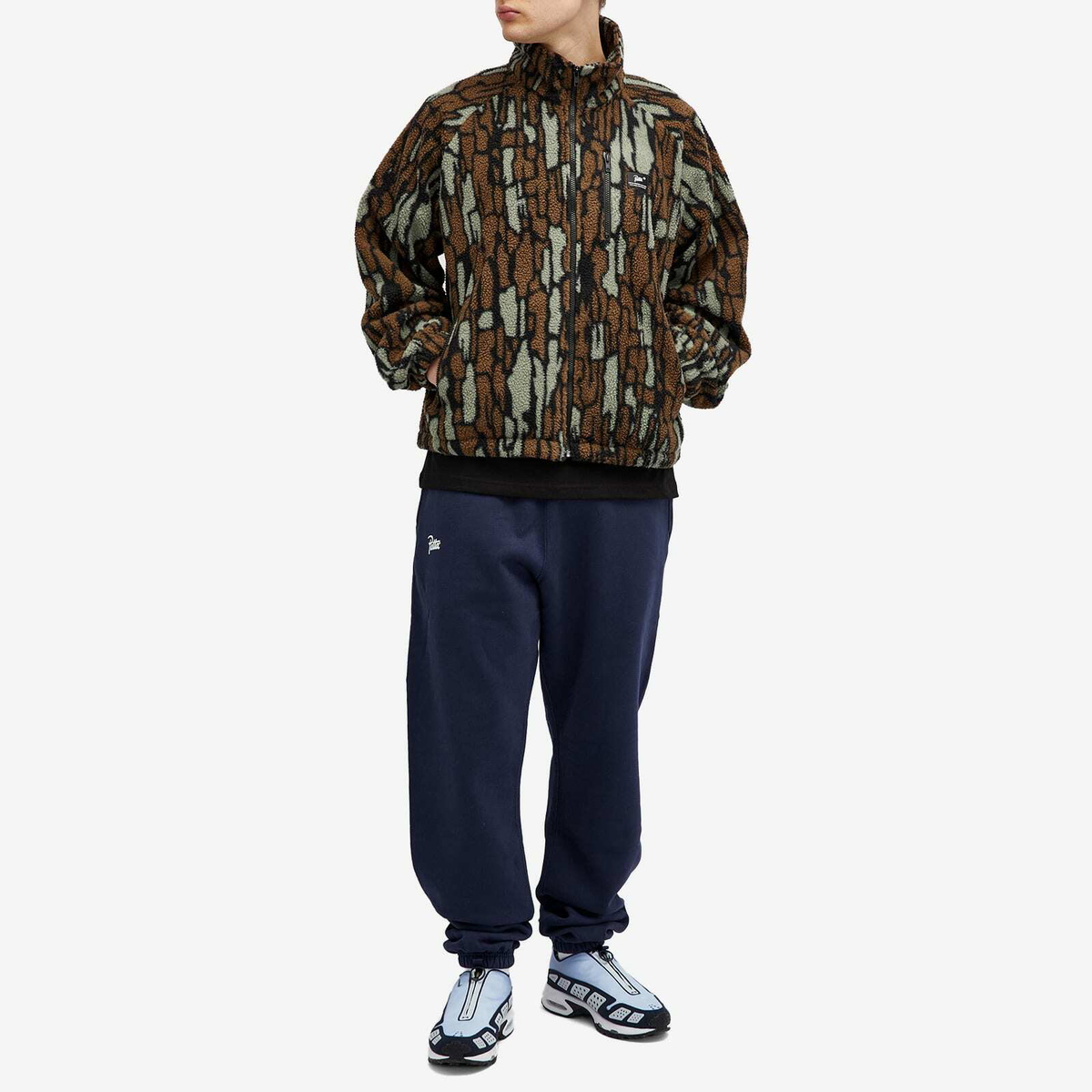 Patta Men's Woodie Fleece Jacket in Slate Black Patta
