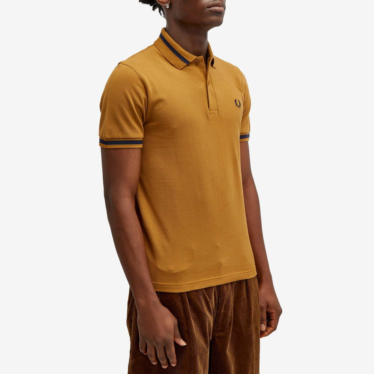 Fred Perry Men's Single Tipped Polo Shirt in Dark Caramel/Navy Fred Perry