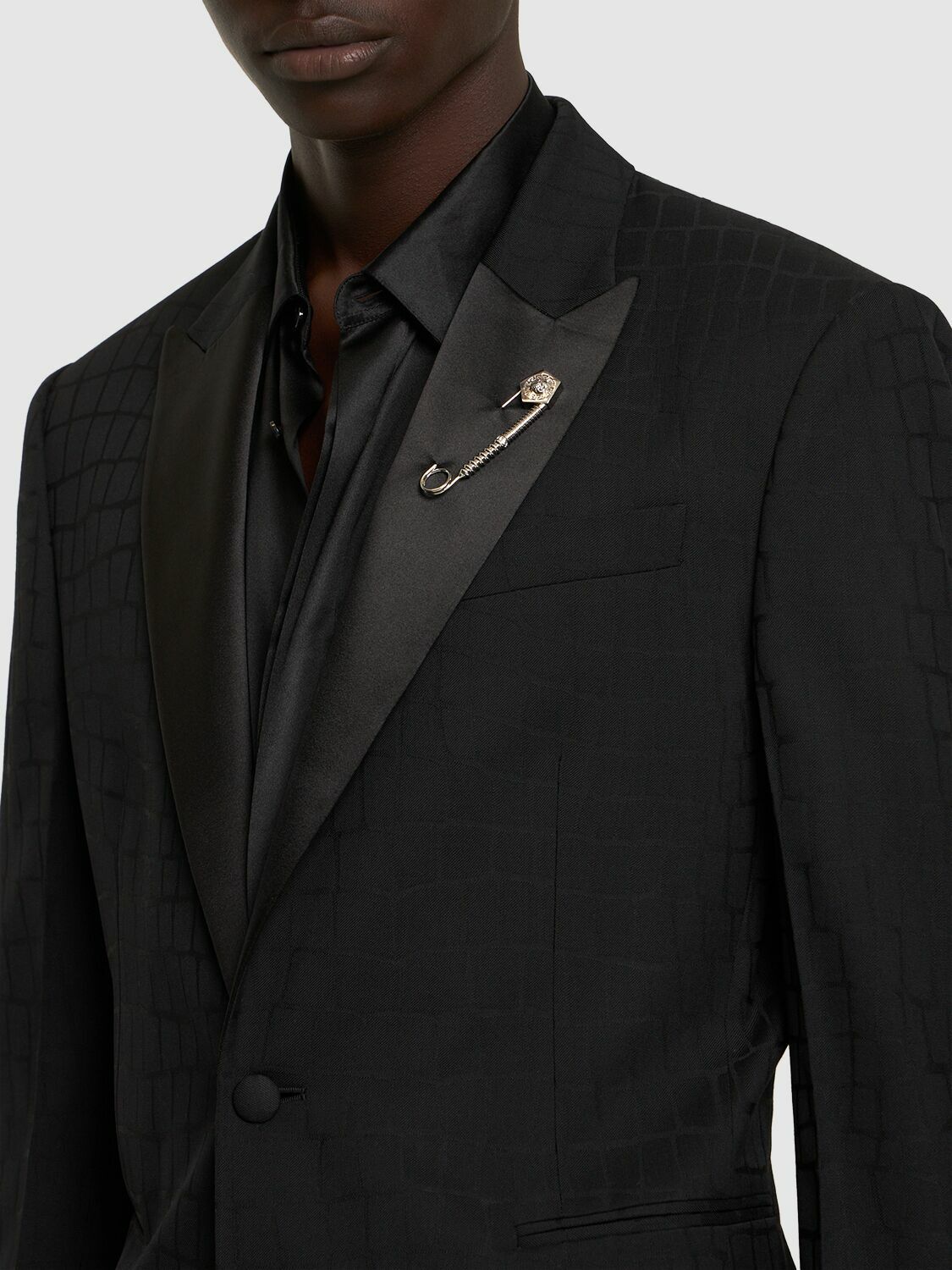 VERSACE - Safety Pin Medusa Brooch Versace