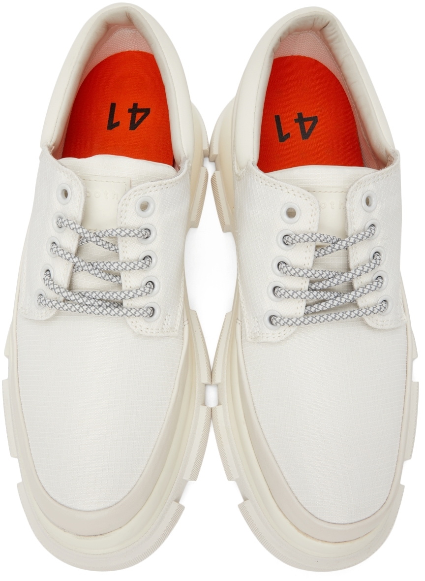 both Gao Eva Low Derbys both