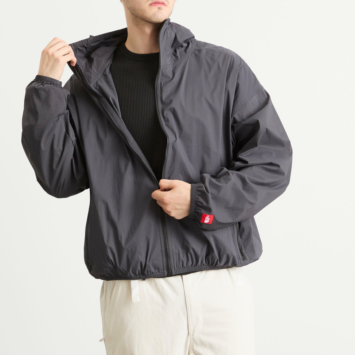 The North Face Men's Redbox Packable Hooded Wind Jacket in Obsidian The ...